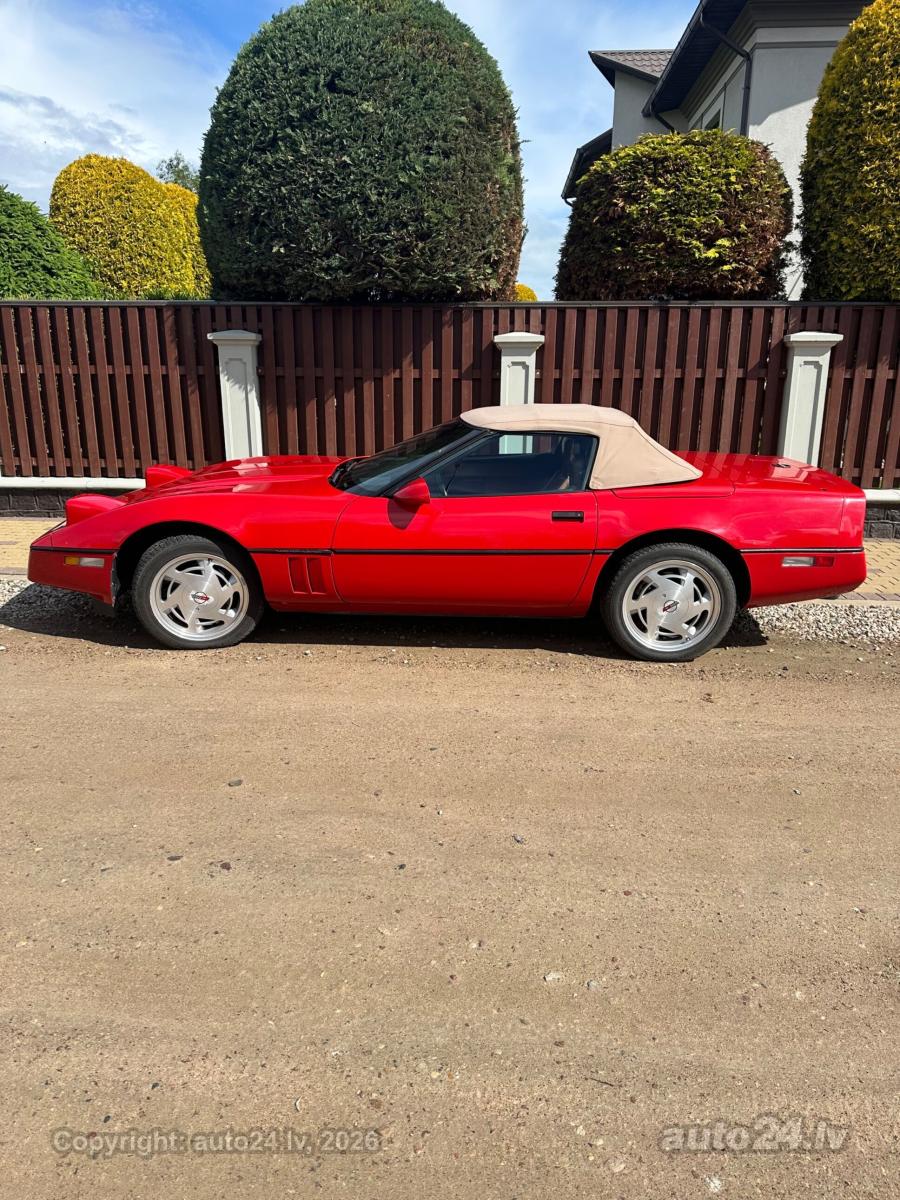 Red Chevrolet Corvette 1988 in Riga, with an engine capacity of 0.25 L and mileage of 62 thousand km for 16000 €, photo 1 on AUTOMOTO.COM.LV