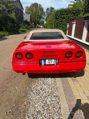 Red Chevrolet Corvette 1988 in Riga, with an engine capacity of 0.25 L and mileage of 62 thousand km for 16000 €, photo 4 on AUTOMOTO.COM.LV