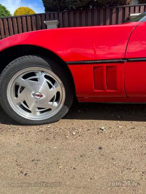 Red Chevrolet Corvette 1988 in Riga, with an engine capacity of 0.25 L and mileage of 62 thousand km for 16000 €, photo 6 on AUTOMOTO.COM.LV