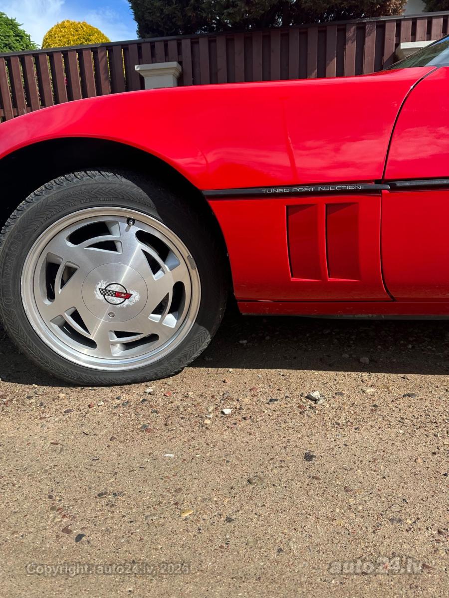 Red Chevrolet Corvette 1988 in Riga, with an engine capacity of 0.25 L and mileage of 62 thousand km for 16000 €, photo 6 on AUTOMOTO.COM.LV
