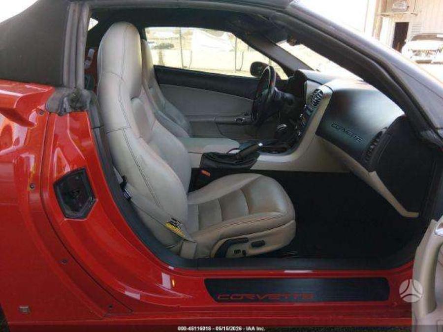 Red Chevrolet Corvette 2006 in Klaipeda, with an engine capacity of 6.00 L and mileage of 160 thousand km for 6500 €, photo 9 on AUTOMOTO.COM.LV