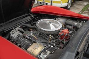Sarkans Chevrolet Corvette 1980 Panevēža, ar dzinēja tilpumu 5.70 L un nobraukumu 126 tūkst. km par 29950 €, foto 20 vietnē AUTOMOTO.COM.LV