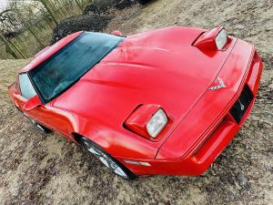 Red Chevrolet Corvette 1987 in Kaisiadorys, with an engine capacity of 5.70 L and mileage of 65 thousand km for 7500 €, photo 3 on AUTOMOTO.COM.LV