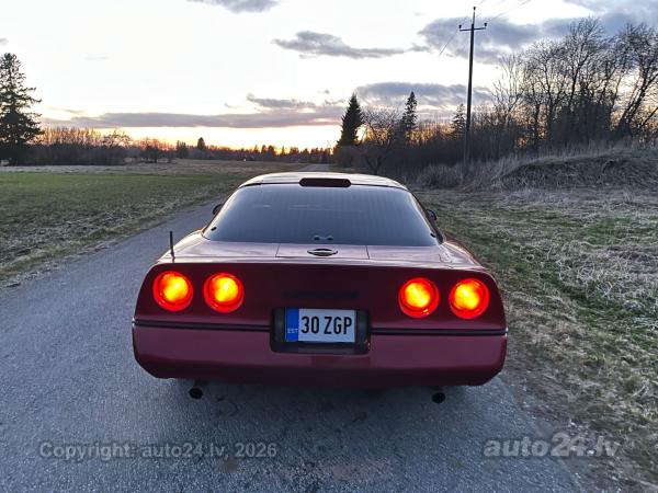 Red Chevrolet Corvette 1988 in Tallinn, with an engine capacity of 5.70 L and mileage of 135 thousand km for 13000 €, photo 6 on AUTOMOTO.COM.LV