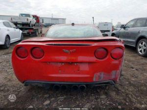 Sarkans Chevrolet Corvette 2005 Klaipėda, ar dzinēja tilpumu 6.00 L un nobraukumu 120 tūkst. km par 7000 €, foto 16 vietnē AUTOMOTO.COM.LV