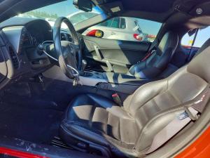 Sarkans Chevrolet Corvette 2006 Viļņa, ar dzinēja tilpumu 6.00 L un nobraukumu 130 tūkst. km par 18500 €, foto 10 vietnē AUTOMOTO.COM.LV
