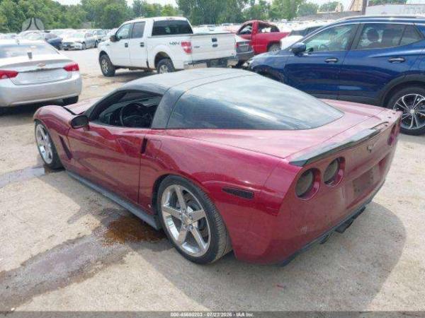 Red Chevrolet Corvette 2006 in Klaipeda, with an engine capacity of 0.00 L and mileage of 119 thousand km for 9000 €, photo 3 on AUTOMOTO.COM.LV