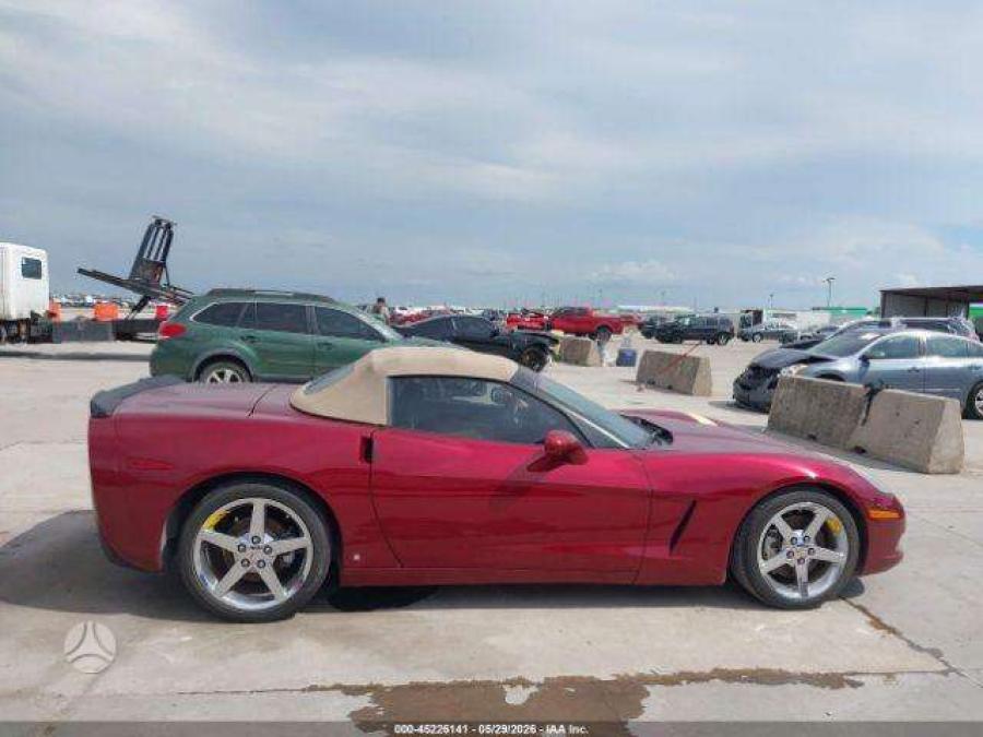 Red Chevrolet Corvette 2007 in Klaipeda, with an engine capacity of 0.00 L and mileage of 90 thousand km for 11500 €, photo 14 on AUTOMOTO.COM.LV