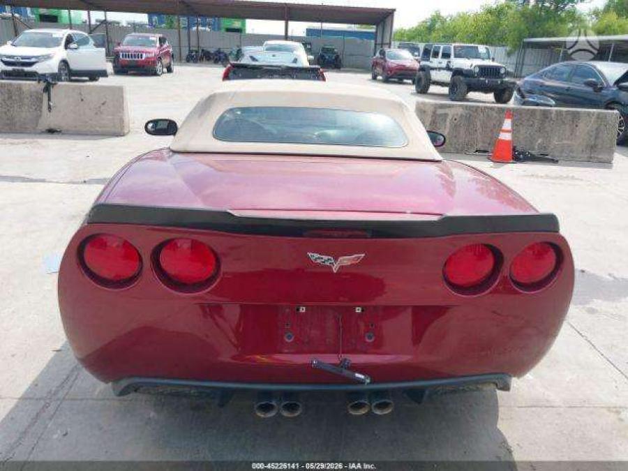 Red Chevrolet Corvette 2007 in Klaipeda, with an engine capacity of 0.00 L and mileage of 90 thousand km for 11500 €, photo 17 on AUTOMOTO.COM.LV