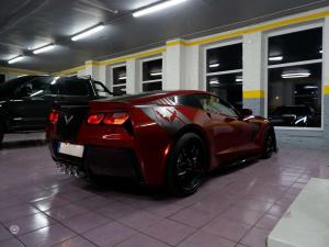 Red Chevrolet Corvette 2014 in Klaipeda, with an engine capacity of 6.20 L and mileage of 70 thousand km for 36888 €, photo 5 on AUTOMOTO.COM.LV