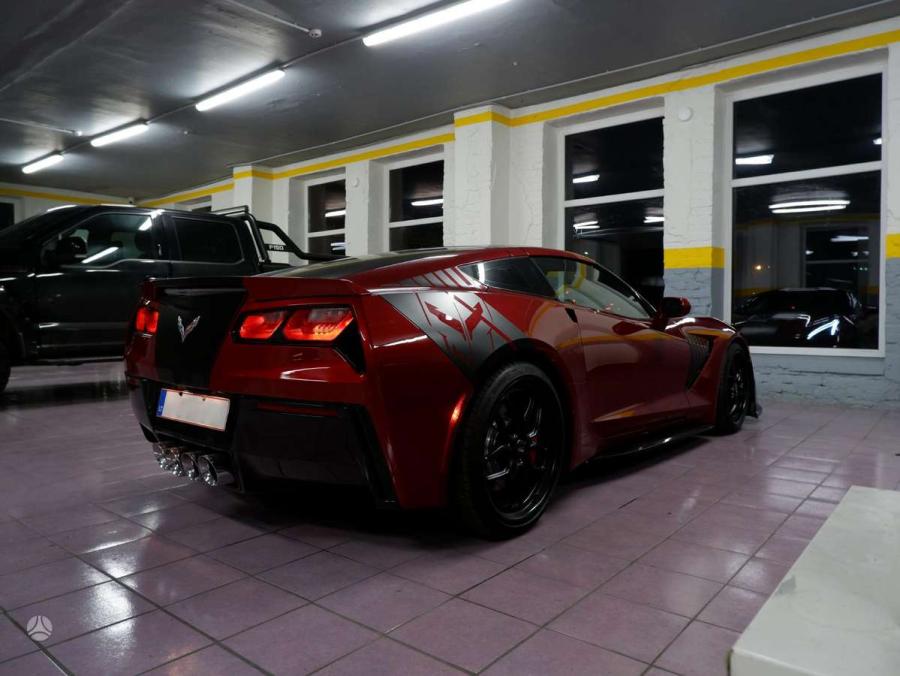 Red Chevrolet Corvette 2014 in Klaipeda, with an engine capacity of 6.20 L and mileage of 70 thousand km for 36888 €, photo 5 on AUTOMOTO.COM.LV