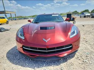 Sarkans Chevrolet Corvette 2015 Kauņa, ar dzinēja tilpumu 6.20 L un nobraukumu 42 tūkst. km par 16500 €, foto 3 vietnē AUTOMOTO.COM.LV