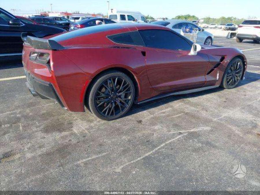 Red Chevrolet Corvette 2017 in Klaipeda, with an engine capacity of 6.16 L and mileage of 121 thousand km for 19000 €, photo 5 on AUTOMOTO.COM.LV