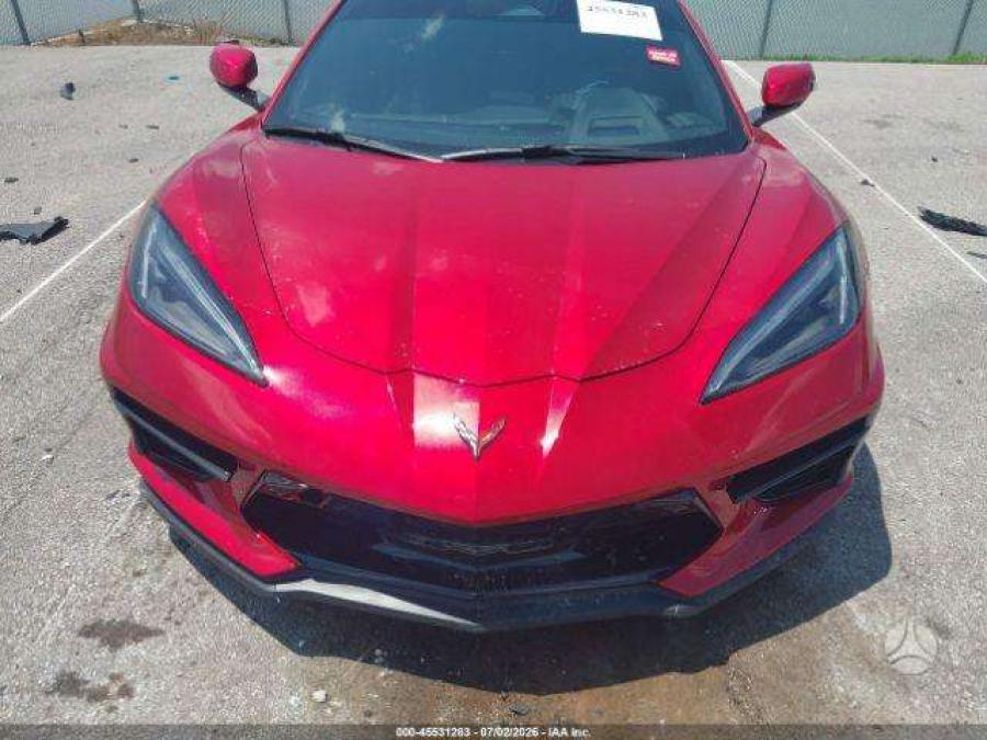 Sarkans Chevrolet Corvette 2024 Klaipėda, ar dzinēja tilpumu 6.20 L un nobraukumu 0 tūkst. km par 23000 €, foto 5 vietnē AUTOMOTO.COM.LV