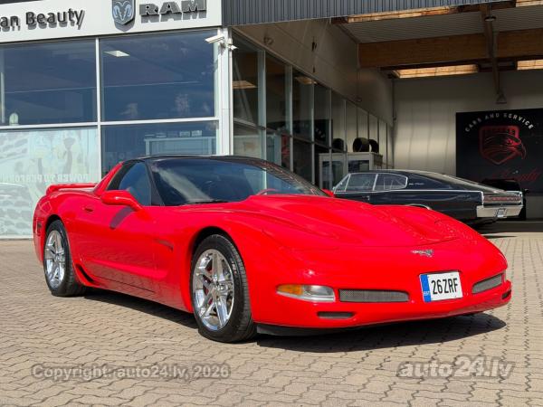Sarkans Chevrolet Corvette 2000 Tallina, ar dzinēja tilpumu 5.70 L un nobraukumu 48 tūkst. km par 27900 €, foto 3 vietnē AUTOMOTO.COM.LV