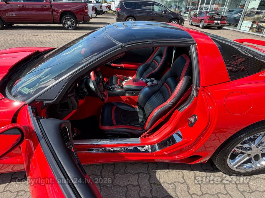 Red Chevrolet Corvette 2000 in Tallinn, with an engine capacity of 5.70 L and mileage of 48 thousand km for 27900 €, photo 12 on AUTOMOTO.COM.LV
