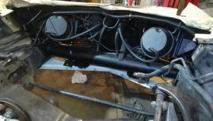 Balts Chevrolet Corvette 1979 Viļņa, ar dzinēja tilpumu 5.70 L un nobraukumu 141 tūkst. km par 19000 €, foto 34 vietnē AUTOMOTO.COM.LV