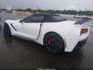Balts Chevrolet Corvette 2014 Klaipėda, ar dzinēja tilpumu 6.20 L un nobraukumu 266 tūkst. km par 13100 €, foto 10 vietnē AUTOMOTO.COM.LV
