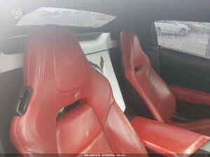 Balts Chevrolet Corvette 2014 Klaipėda, ar dzinēja tilpumu 6.20 L un nobraukumu 266 tūkst. km par 13100 €, foto 13 vietnē AUTOMOTO.COM.LV