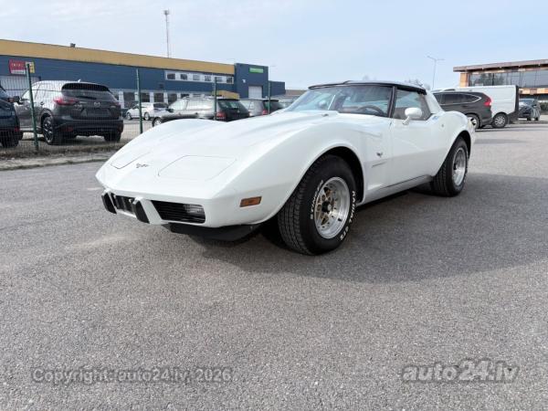 Balts Chevrolet Corvette 1979 Viljandi, ar dzinēja tilpumu 5.70 L un nobraukumu 107 tūkst. km par 19900 €, foto 1 vietnē AUTOMOTO.COM.LV
