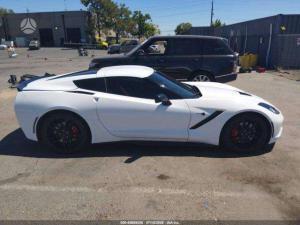 Balts Chevrolet Corvette 2016 Klaipėda, ar dzinēja tilpumu 6.20 L un nobraukumu 71 tūkst. km par 25300 €, foto 15 vietnē AUTOMOTO.COM.LV