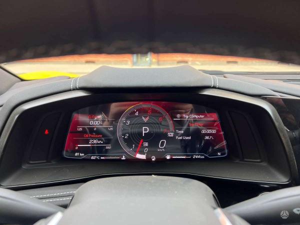 Yellow Chevrolet Corvette 2024 in Kaunas, with an engine capacity of 6.16 L and mileage of 400 thousand km for 82999 €, photo 11 on AUTOMOTO.COM.LV