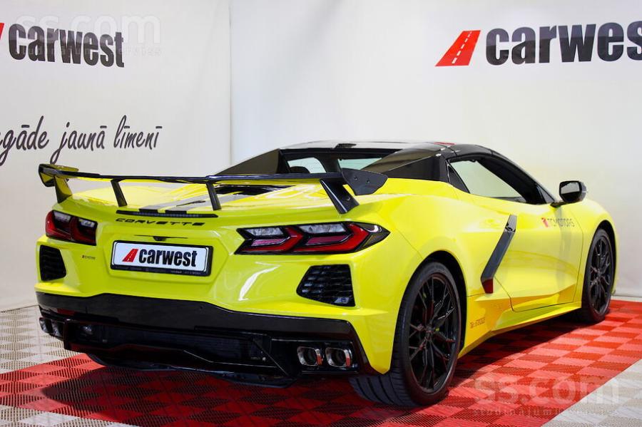 Yellow Chevrolet Corvette 2025 in Riga, with an engine capacity of 6.20 L and mileage of 1 thousand km for 109000 €, photo 5 on AUTOMOTO.COM.LV