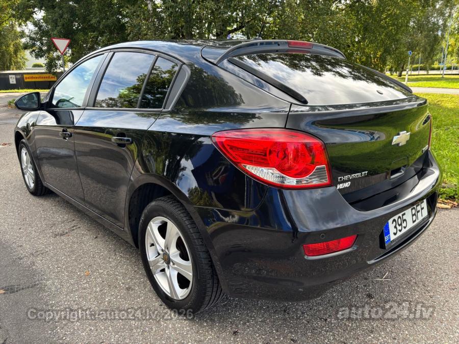 Черный Шевроле Круз 2011 в Пайде, объемом двигателя 1.60 л и пробегом 155 тыс. км за 3890 €, фото 5 на AUTOMOTO.COM.LV