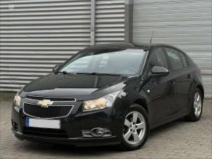 Melns Chevrolet Cruze 2011 Viļņa, ar dzinēja tilpumu 1.80 L un nobraukumu 223 tūkst. km par 3390 €, foto  vietnē AUTOMOTO.COM.LV