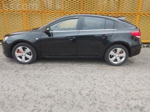 Melns Chevrolet Cruze 2012 Ogre, ar dzinēja tilpumu 1.70 L un nobraukumu 0 tūkst. km par 4190 €, foto 6 vietnē AUTOMOTO.COM.LV