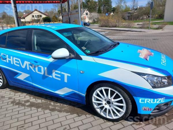 Melns Chevrolet Cruze 2012 Jūrmala, ar dzinēja tilpumu 2.00 L un nobraukumu 233 tūkst. km par 3700 €, foto 3 vietnē AUTOMOTO.COM.LV