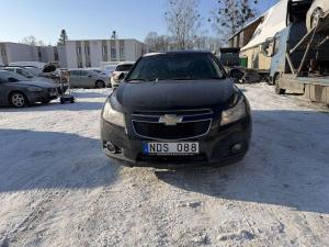 Black Chevrolet Cruze 2012 in Kaunas, with an engine capacity of 0.00 L and mileage of 174 thousand km for 1750 €, photo  on AUTOMOTO.COM.LV