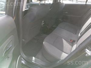 Black Chevrolet Cruze 2012 in Rezekne, with an engine capacity of 1.70 L and mileage of 194 thousand km for 3300 €, photo 20 on AUTOMOTO.COM.LV