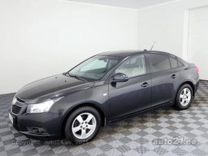 Black Chevrolet Cruze 2009 in Tallinn, with an engine capacity of 1.60 L and mileage of 178 thousand km for 2399 €, photo 2 on AUTOMOTO.COM.LV