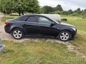 Melns Chevrolet Cruze 2009 Jelgava, ar dzinēja tilpumu 2.00 L un nobraukumu 350 tūkst. km par 1500 €, foto 6 vietnē AUTOMOTO.COM.LV