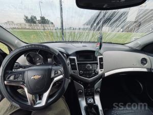 Melns Chevrolet Cruze 2011 Liepāja, ar dzinēja tilpumu 2.00 L un nobraukumu 183 tūkst. km par 3000 €, foto 7 vietnē AUTOMOTO.COM.LV