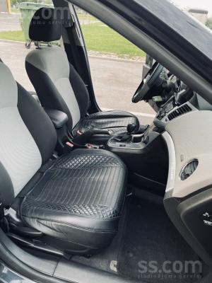 Melns Chevrolet Cruze 2011 Liepāja, ar dzinēja tilpumu 2.00 L un nobraukumu 183 tūkst. km par 3000 €, foto 10 vietnē AUTOMOTO.COM.LV