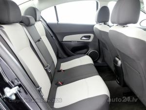 Черный Шевроле Круз 2011 в Таллин, объемом двигателя 1.60 л и пробегом 204 тыс. км за 1899 €, фото 8 на AUTOMOTO.COM.LV