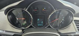 Black Chevrolet Cruze 2011 in Siauliai, with an engine capacity of 2.00 L and mileage of 170 thousand km for 3499 €, photo 17 on AUTOMOTO.COM.LV