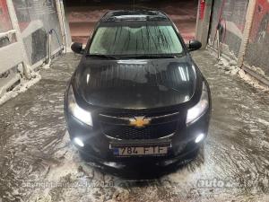 Melns Chevrolet Cruze 2012 Rakvere, ar dzinēja tilpumu 2.00 L un nobraukumu 345 tūkst. km par 7500 €, foto  vietnē AUTOMOTO.COM.LV