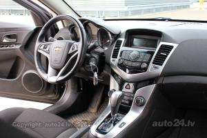 Melns Chevrolet Cruze 2012 Tallina, ar dzinēja tilpumu 1.80 L un nobraukumu 124 tūkst. km par 4900 €, foto 9 vietnē AUTOMOTO.COM.LV
