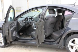 Melns Chevrolet Cruze 2012 Tallina, ar dzinēja tilpumu 1.80 L un nobraukumu 124 tūkst. km par 4900 €, foto 10 vietnē AUTOMOTO.COM.LV