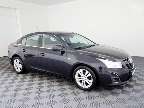 Black Chevrolet Cruze 2014 in Kretinga, with an engine capacity of 1.80 L and mileage of 162 thousand km for 4100 €, photo 1 on AUTOMOTO.COM.LV