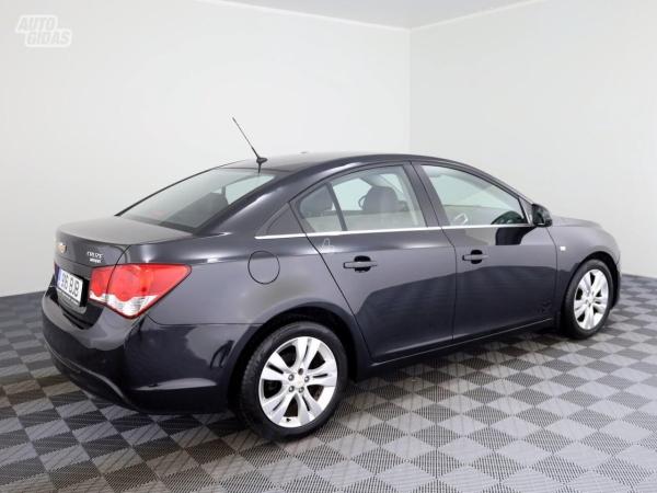 Black Chevrolet Cruze 2014 in Kretinga, with an engine capacity of 1.80 L and mileage of 162 thousand km for 4100 €, photo 2 on AUTOMOTO.COM.LV