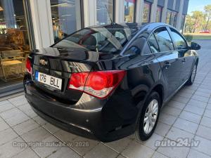 Melns Chevrolet Cruze 2014 Tallina, ar dzinēja tilpumu 1.80 L un nobraukumu 159 tūkst. km par 4499 €, foto 7 vietnē AUTOMOTO.COM.LV
