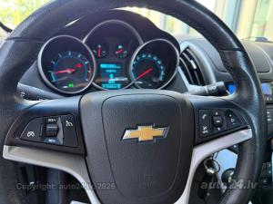 Melns Chevrolet Cruze 2014 Tallina, ar dzinēja tilpumu 1.80 L un nobraukumu 159 tūkst. km par 4499 €, foto 13 vietnē AUTOMOTO.COM.LV