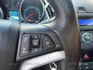Melns Chevrolet Cruze 2014 Tallina, ar dzinēja tilpumu 1.80 L un nobraukumu 159 tūkst. km par 4499 €, foto 15 vietnē AUTOMOTO.COM.LV