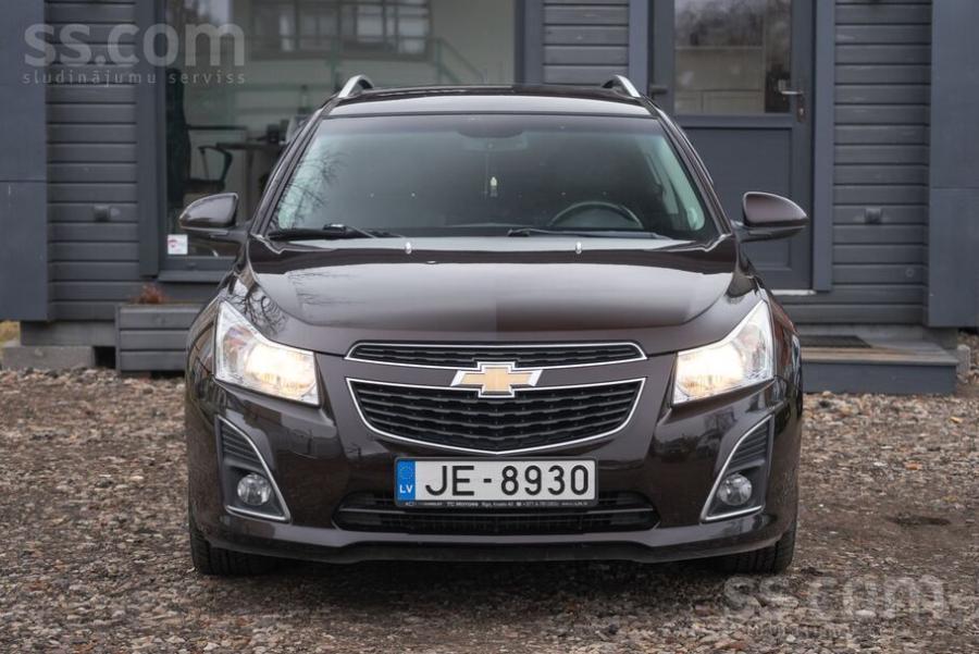 Melns Chevrolet Cruze 2013 Liepāja, ar dzinēja tilpumu 2.00 L un nobraukumu 205 tūkst. km par 4300 €, foto 3 vietnē AUTOMOTO.COM.LV