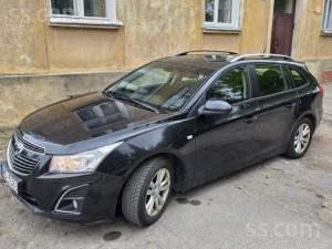 Черный Шевроле Круз 2013 в Рига, объемом двигателя 1.40 л и пробегом 286 тыс. км за 2500 €, фото 3 на AUTOMOTO.COM.LV