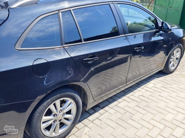 Melns Chevrolet Cruze 2013 Klaipėda, ar dzinēja tilpumu 2.00 L un nobraukumu 243 tūkst. km par 1800 €, foto 4 vietnē AUTOMOTO.COM.LV